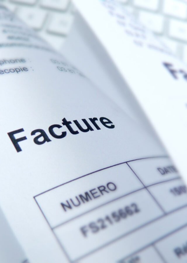 Pourquoi passer à la facture électronique ? Cogedis vous accompagne ...